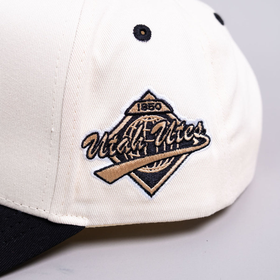 Utah Utes Hat - White Snapback with Black Logo - Woodn Grail